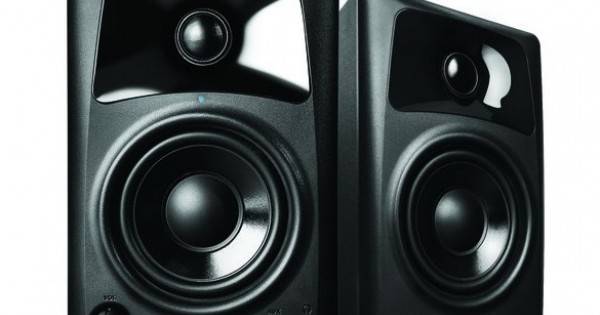 M-Audio AV32 | Compact Studio Monitor